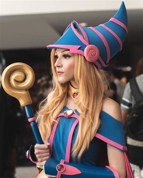 Yu Gi Oh Cosplayer Shows Off Enchanting Dark Magician Girl Dexerto