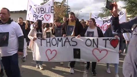 Mort de Thomas dans la Drôme la marche blanche a commencé à Romans