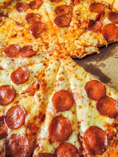 Close Up On Fresh Tasty Pizza Stock Image Image Of Cooked Fast 75540363