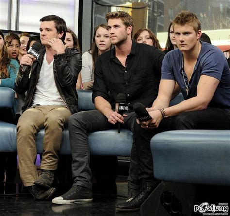 สามหนุ่มเนื้อทอง Josh Hutcherson Liam Hemsworth และ Alexander Ludwig โชว์หล่อเท่ ไปโปรโมทหนัง The H