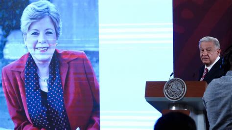 Nueva secretaria de Relaciones Exteriores Alicia Bárcena una experta