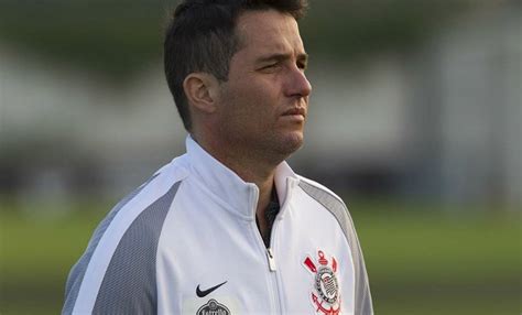 Osmar Loss é anunciado como novo técnico do Vitória confira Aratu On