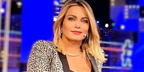 Sonia Bruganelli Chi Il Bacio Liberatorio Al Nuovo Fidanzato
