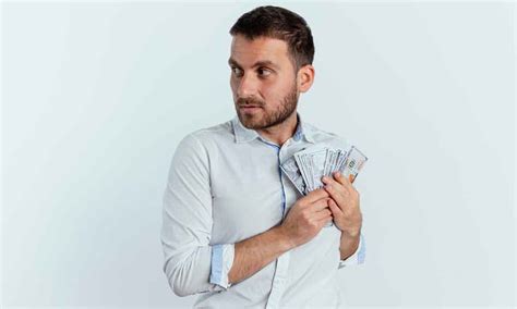 12 dicas para sobrar dinheiro no fim do mês