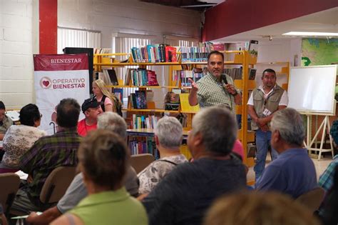 Es Irresponsable El Secuestro De Libros De Texto Juan Carlos Loera