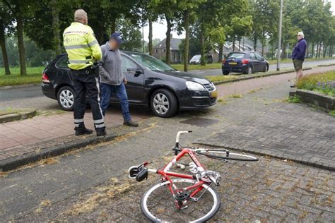 Wielrenner Gewond Bij Aanrijding Met Auto Op De Zwolseweg In Balkbrug