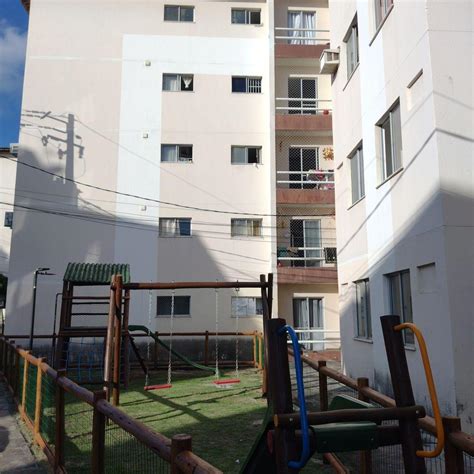 Apartamento à venda 2 Quartos Caji Lauro de Freitas R 135 000