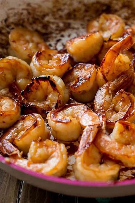 Facile et Prête en 20 min La Délicieuse Recette des Crevettes à lAil