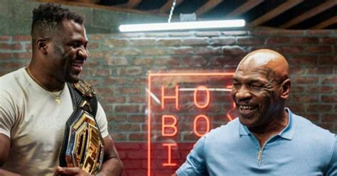 Mike Tyson se félicite du succès de Francis Ngannou contre Tyson Fury