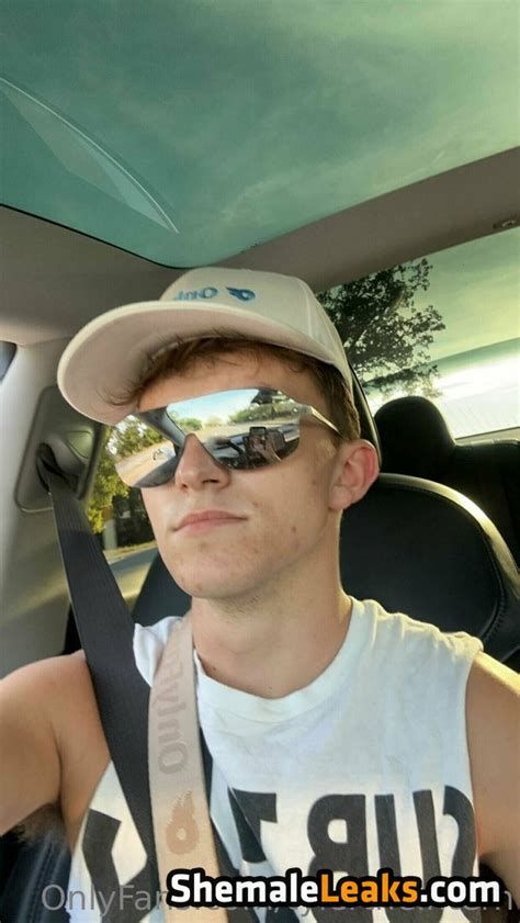 Tylertheintern Leaked Nude OnlyFans Photo 7 ShemaleLeaks