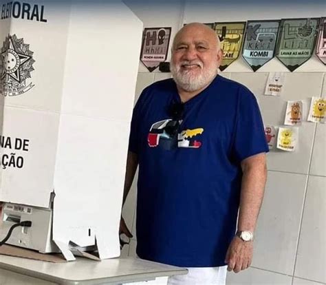 O prefeito de Pacatuba Carlomano Marques foi hospitalizado às pressas