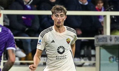 Mercato Dean Huijsen la nouvelle pépite du PSG arrive