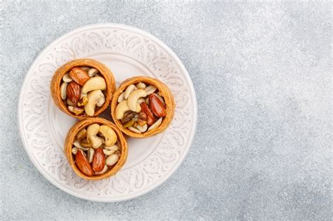 Premium Photo Traditional Middle Eastern Sweets