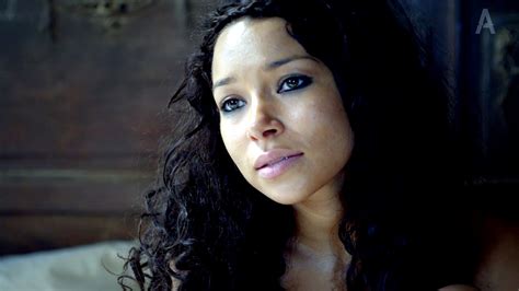 Jessica Parker Kennedy And Hannah New Black Sails S1e2 Batty For Nudity