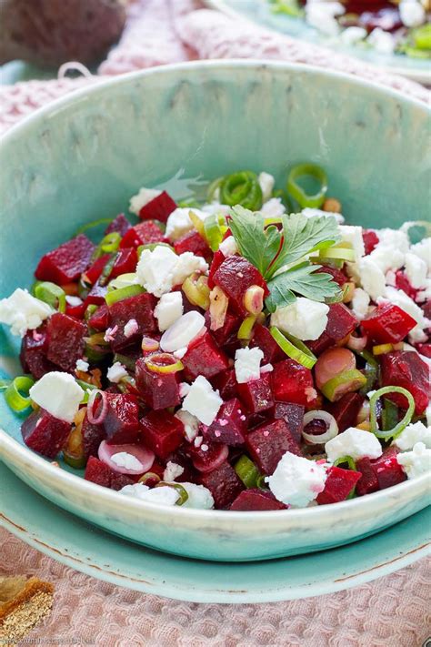 Rote Bete Salat mit Feta und Walnüssen