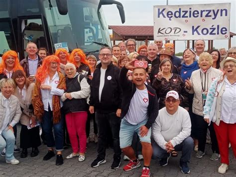 Mieszkańcy Kędzierzyna Koźla na Marszu Miliona Serc w Warszawie Wielka