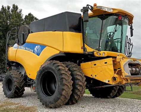 Cosechadora New Holland CR 9060 año 2016 Año 2016 Agroads