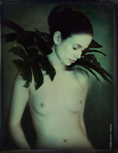Lucie Lucas Topless The Fappening 2014 2020 Celebrity Photo Leaks