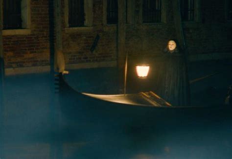 A Noite Das Bruxas Hercule Poirot Desvenda Crime Em Veneza SBT News