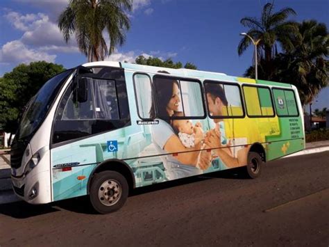 Prefeitura de Iguatu adquire micro ônibus para pacientes que fazem