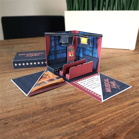 Mini Presents Musical Gutschein Explosionsbox Als Geschenk Ausdrucken