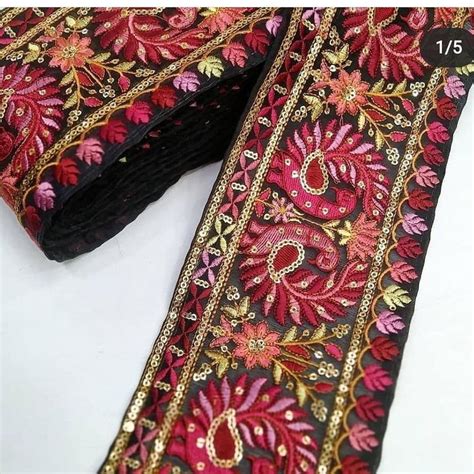 embroidery border에 있는 Deeps Creation님의 핀