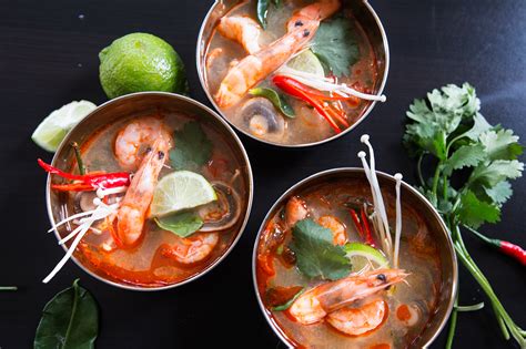 Tom Yum Goong Thai Soup With Shrimp Kravings Food Adventures