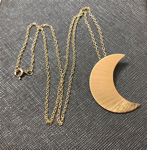 Stevie Nicks Crescent Moon Christina Applegate Inspired Necklace GOLD