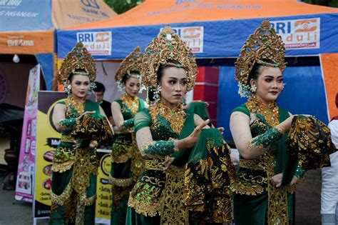 Menparekraf Resmikan Taman Rekreasi The Carnival Perluas Peluang