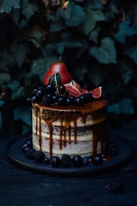 130 Delicious And Gorgeous Naked Wedding Cakes Weddingomania