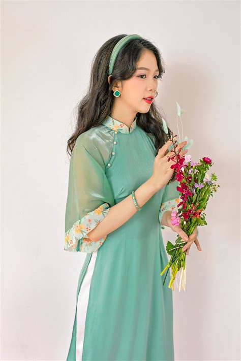Vải Áo Dài Trơn Màu Xanh Ngọc Mẫu Áo Dài Trắng Đẹp 2023 Tinh Hoa