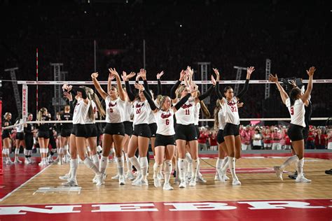Nebraska Volleyball Pummels Pitt To Make National Championship Vs