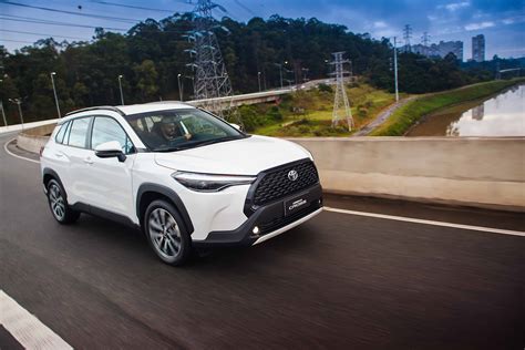 Toyota Corolla Cross novo SUV estreia no Brasil versões e preços