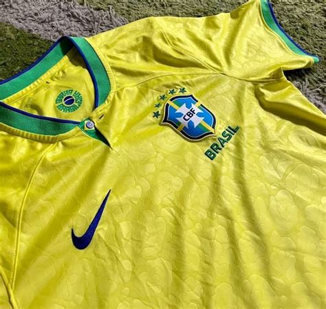 Les Nouveaux Maillots Br Sil Coupe Du Monde Par Nike Maillots