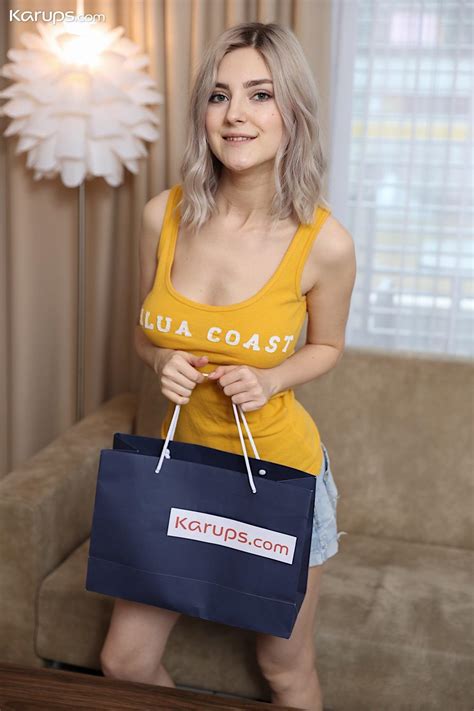 Eva Elfie Rmodelsgonemild