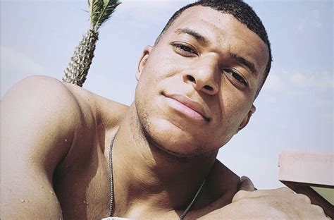 Kylian Mbappe S Alleged Text Messages Leaked OnuaOnline