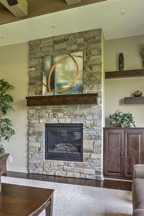 20 Tile Fireplace With Wood Mantel DECOOMO