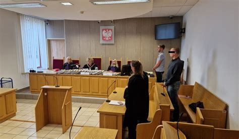 Urodziny Hitlera ponowieni w sądzie ale większość wyroków jest