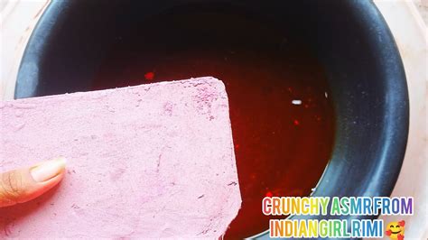ASMR DYED REFORMED GYM CHALK WATER CRUSH ODDLY SATISFYING VIDEO