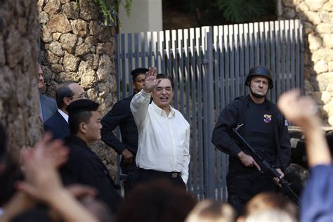 O Rei Da TV Como Foi Filmado O Sequestro De Silvio Santos 28 03 2023