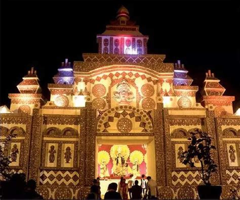 Lucknow All Roads Lead To Pandals With The Arrival Of Goddess Durga