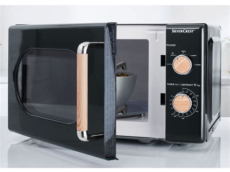 SILVERCREST Mikrowelle 700 Watt Mit 5 Leistungsstufen Lidl De