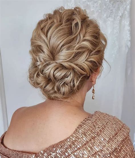 30 Gorgeous Mother Of The Bride Hairstyles Hair Adviser In 2024