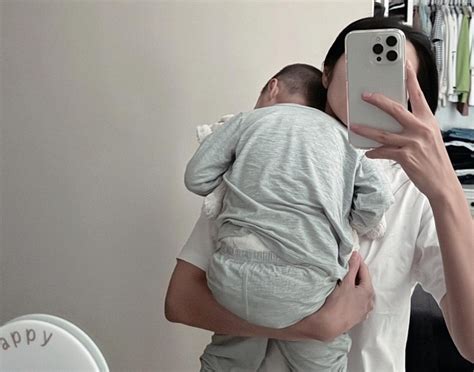 Khoảnh khắc đáng yêu của Tăng Thanh Hà bên con trai vóc dáng quý tử út