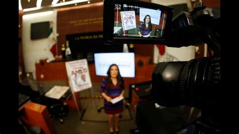 Senadora Kenia L Pez Rabad N En La Conferencia De Prensa La