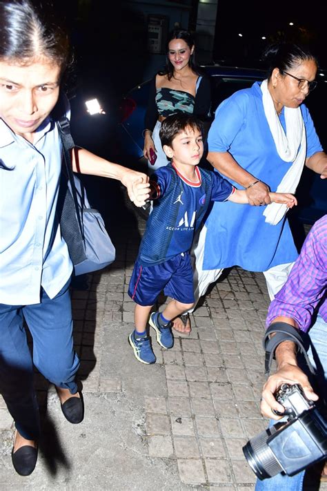 Adipurush Stars Saif Ali Khan And Kriti Sanon Attend Film S Screening