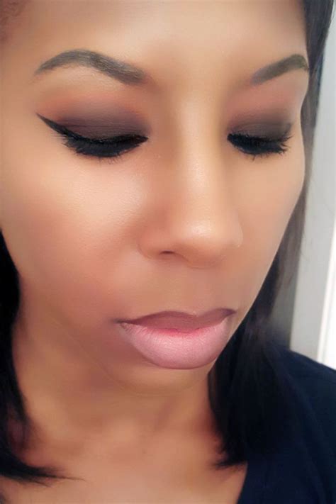 6 February Eyes MakeUpForEver M738 Auburn MAC Red Brick I M