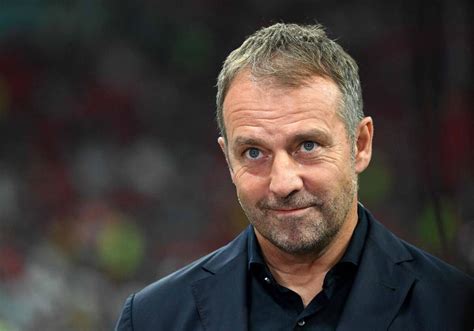 Hansi Flick seguirá al timón de Alemania hasta su Eurocopa