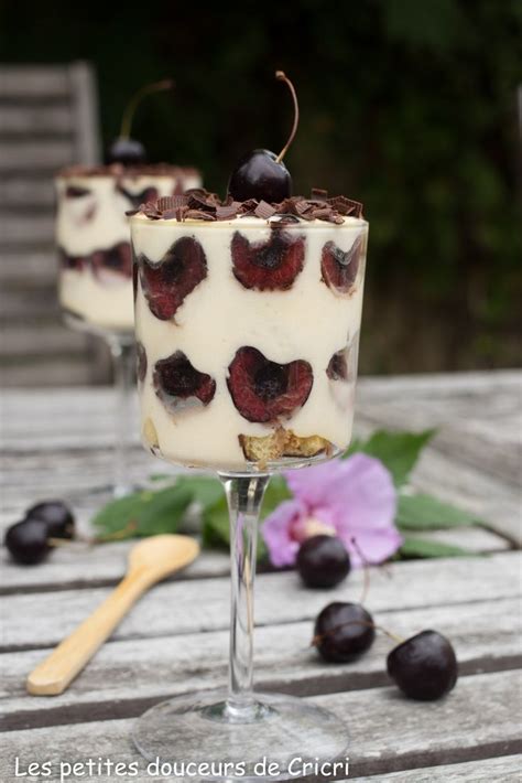 Les petites douceurs de Cricri Recette Tiramisu façon forêt noire