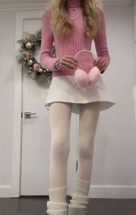 Pin By Annie On Clothes Cute Outfits Feminine
